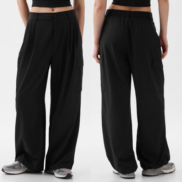 GAP | Pants & Jumpsuits | Nwt Gap Runaround Cargo Wide Leg Jogger Pants ...